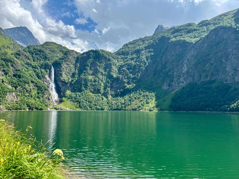 Randonnée au Lac d’Oô : 3 itinéraires sur le GR10 accessibles depuis Luchon